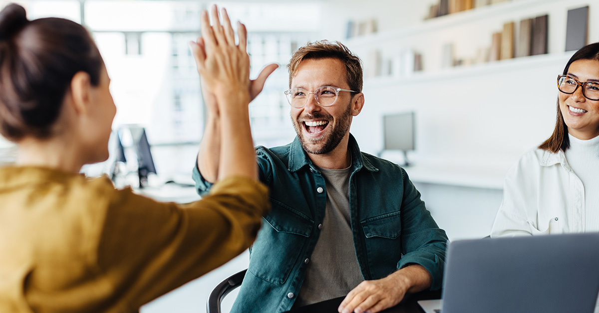 5 ways agents and AI work together for exceptional CX | NiCE