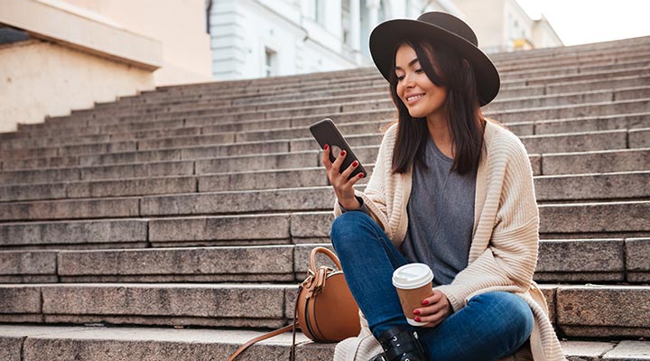 Knowledge AI-Powered Agent Excels in Delivering Customized Experiences ...